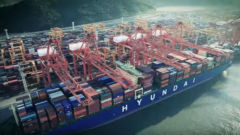 Hyundai Merchant Joins the 22,000 TEU Club